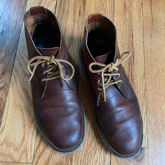 Red Wing Shoes | Shoes | Red Wing 3322 Chukka Leather Weekender Boots ...